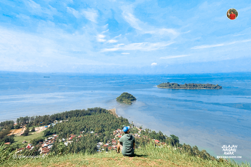 Jelajah Nagari Awak: Puncak Bukit Air Manis Hidden Gem Berburu Sunset ...