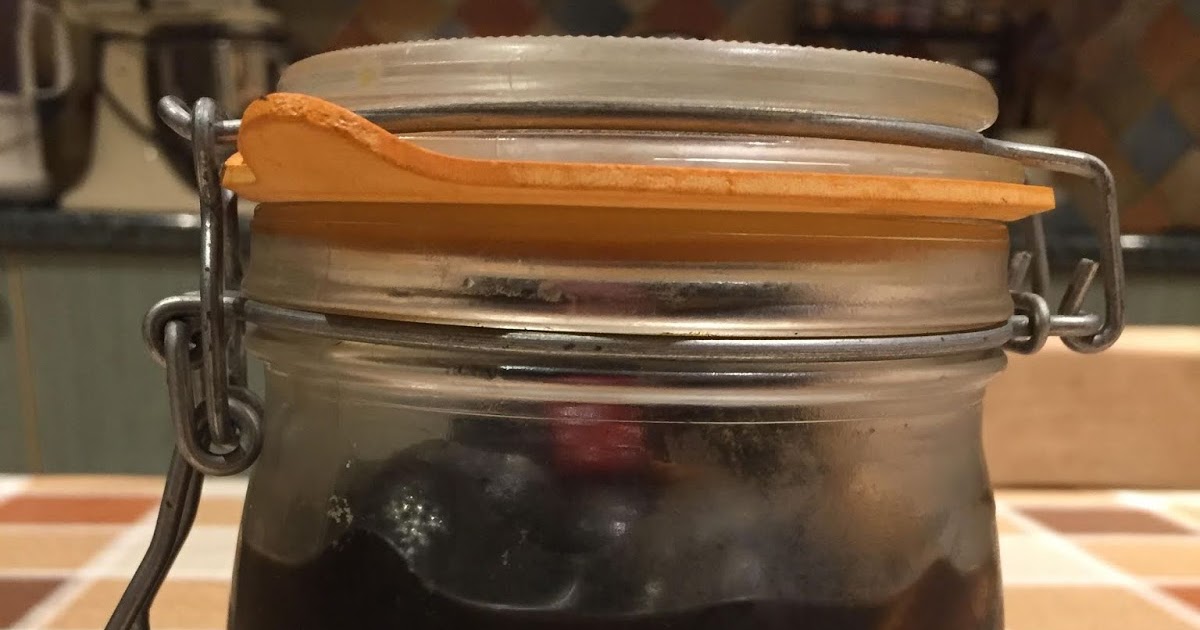 Notes from a Suffolk Smallholding: Walnuts, pickled and otherwise