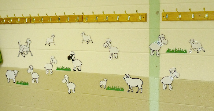 Free Bible School Materials: God's Sheep Decorations: Sheep on the Walls