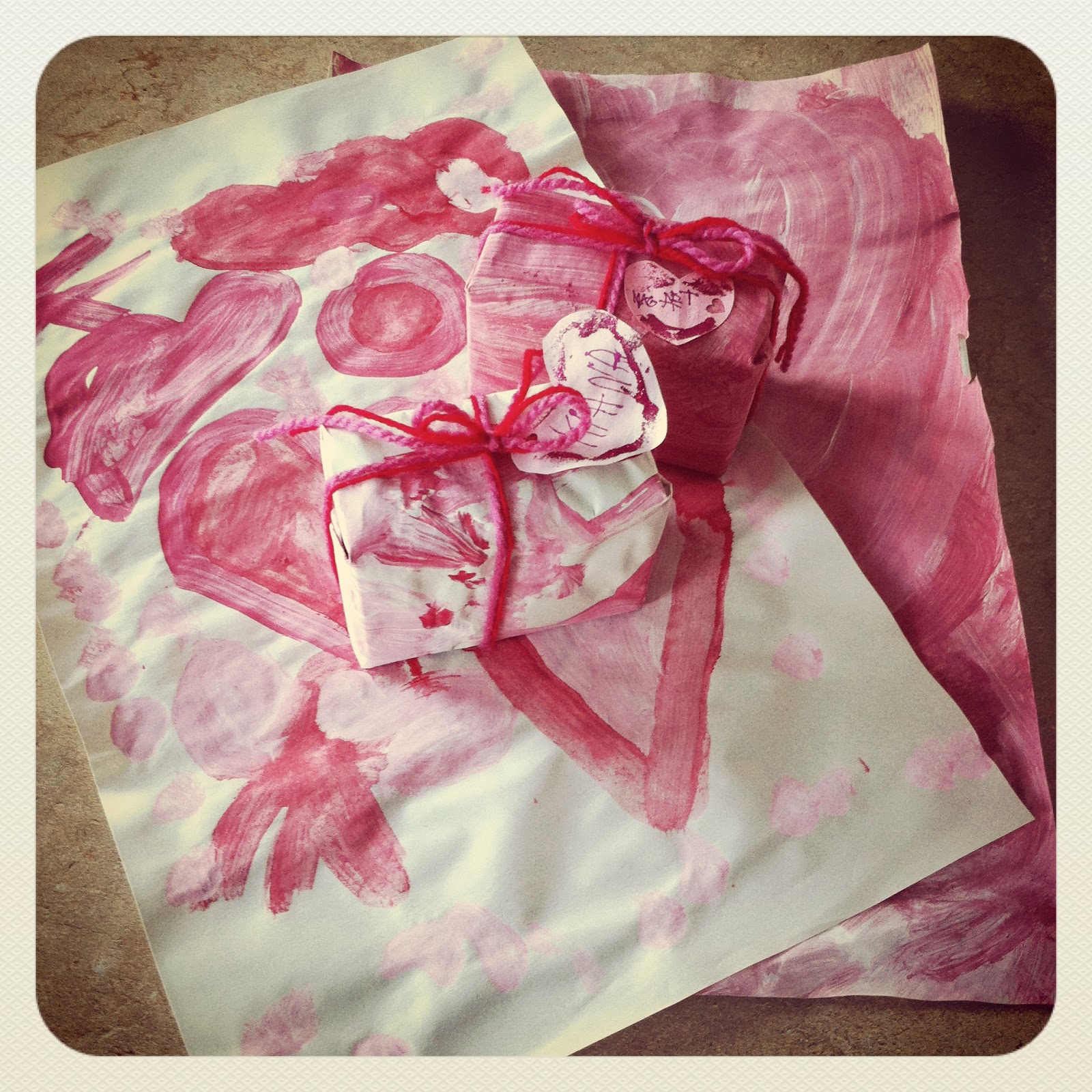 Handmade wrapping paper | Gettin' Crafty with Natalie