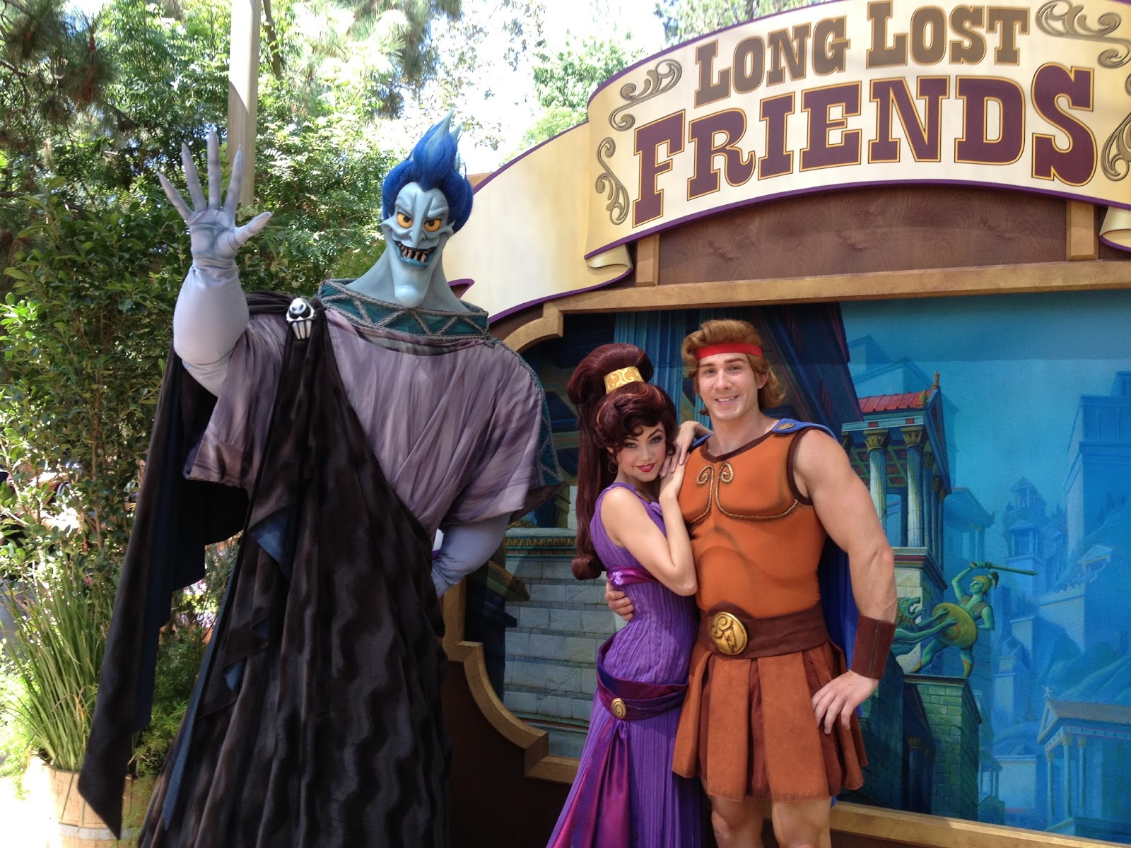 Tangled Fashion: Long Lost Friends at Disneyland