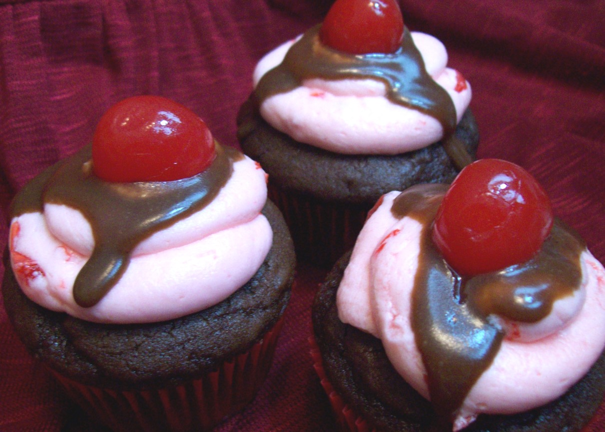 The Frosting Posey: New Cupcake Flavors