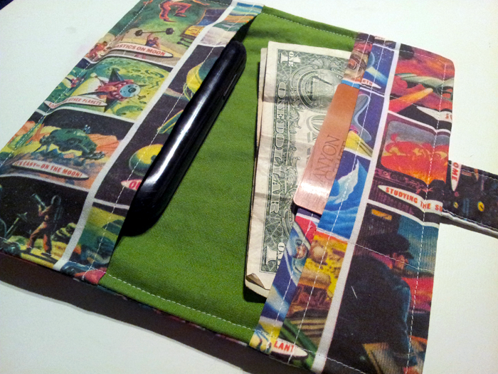 i'm sew geeky.: Quilted Fat Quarter Wallet Tutorial