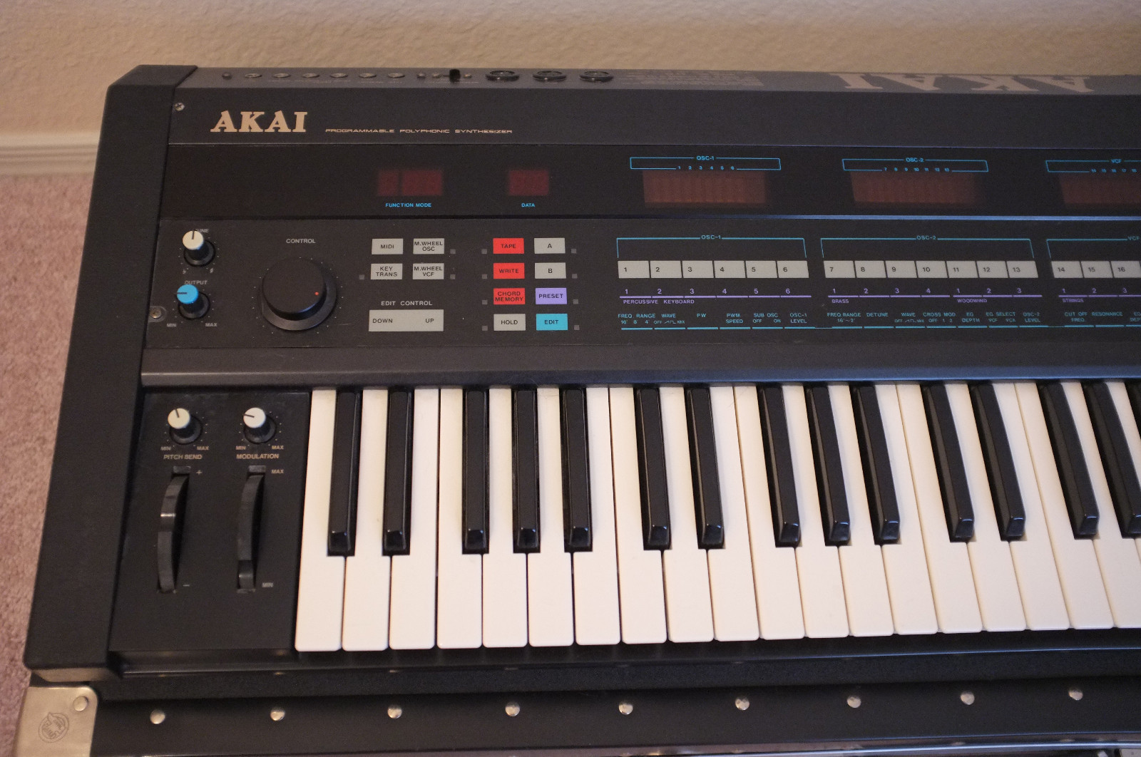 MATRIXSYNTH: Akai AX-80 Vintage Analog Synth SN 91120-20698
