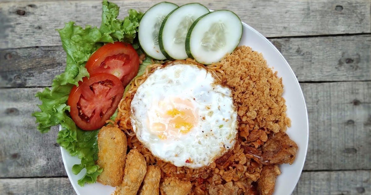 Mie Goreng Komplit
