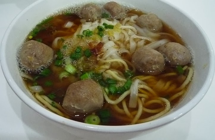 (Eat to Live) or (Live to Eat): Tangkak Beef Noodle