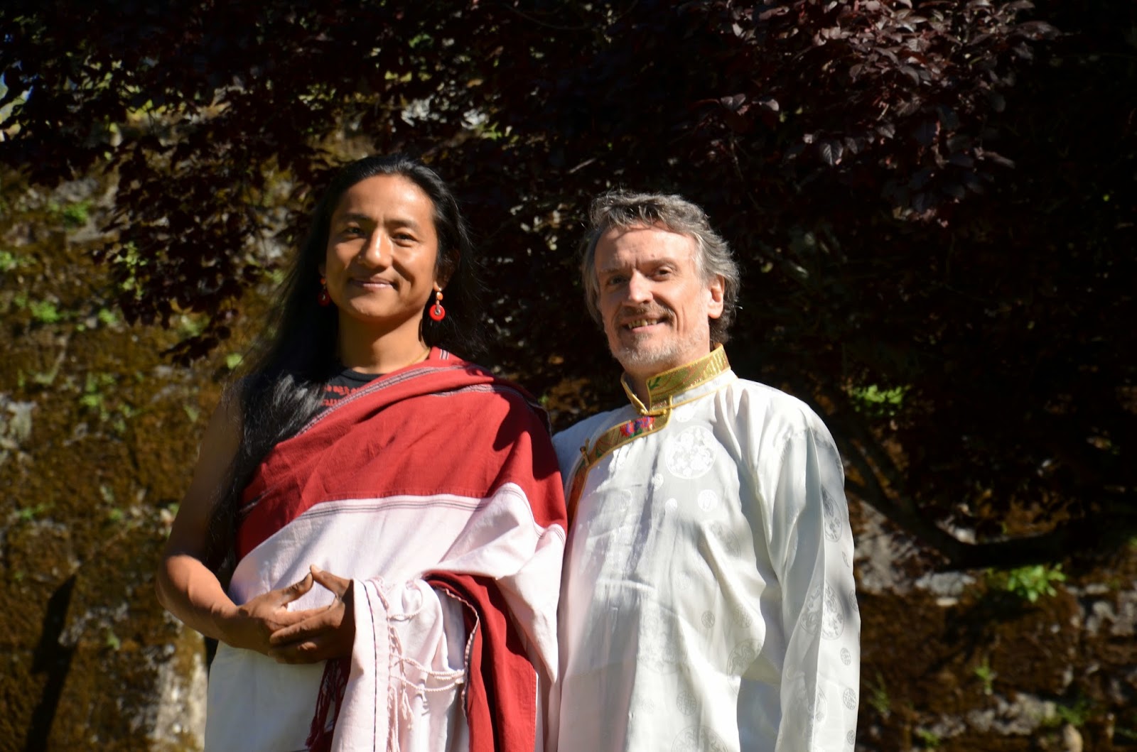 PÁGINA DE SALUD NATURAL DE JAVIER AKERMAN: LAMA NORBU EN VIGO: JULIO 2015