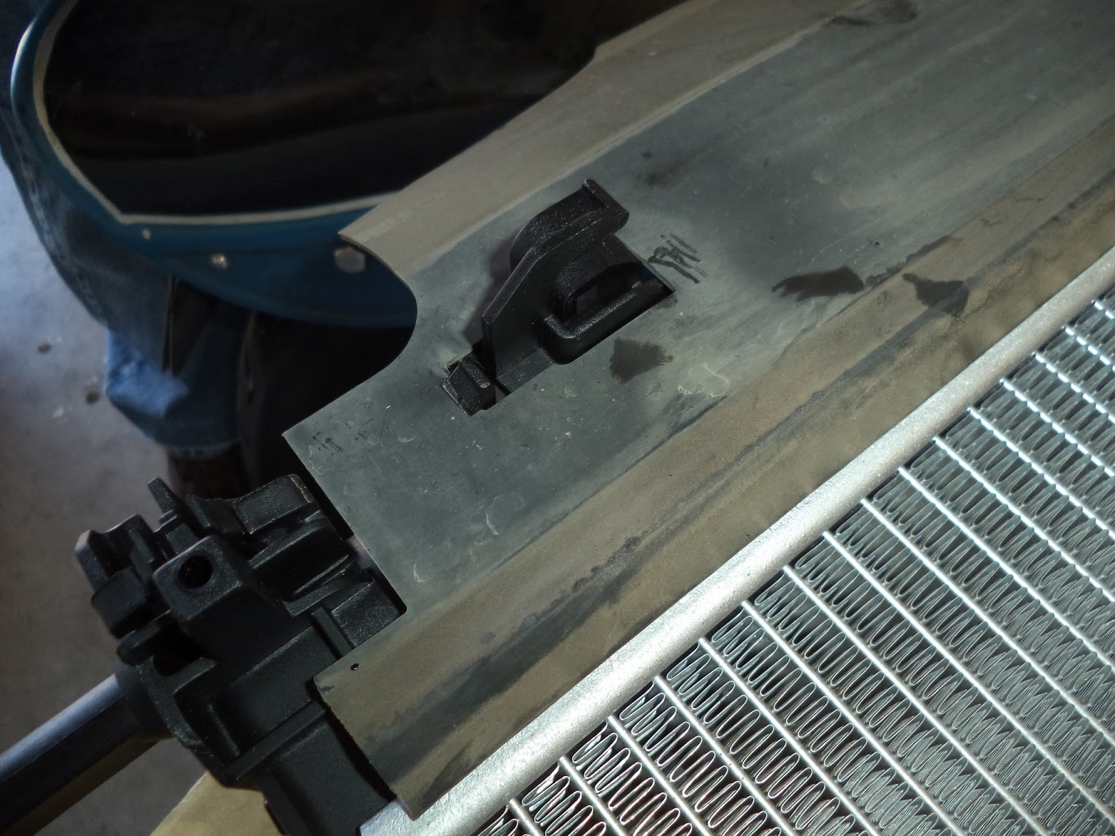 Tear it up, fix it, repeat: 08 Dodge Grand Caravan Radiator Replacement