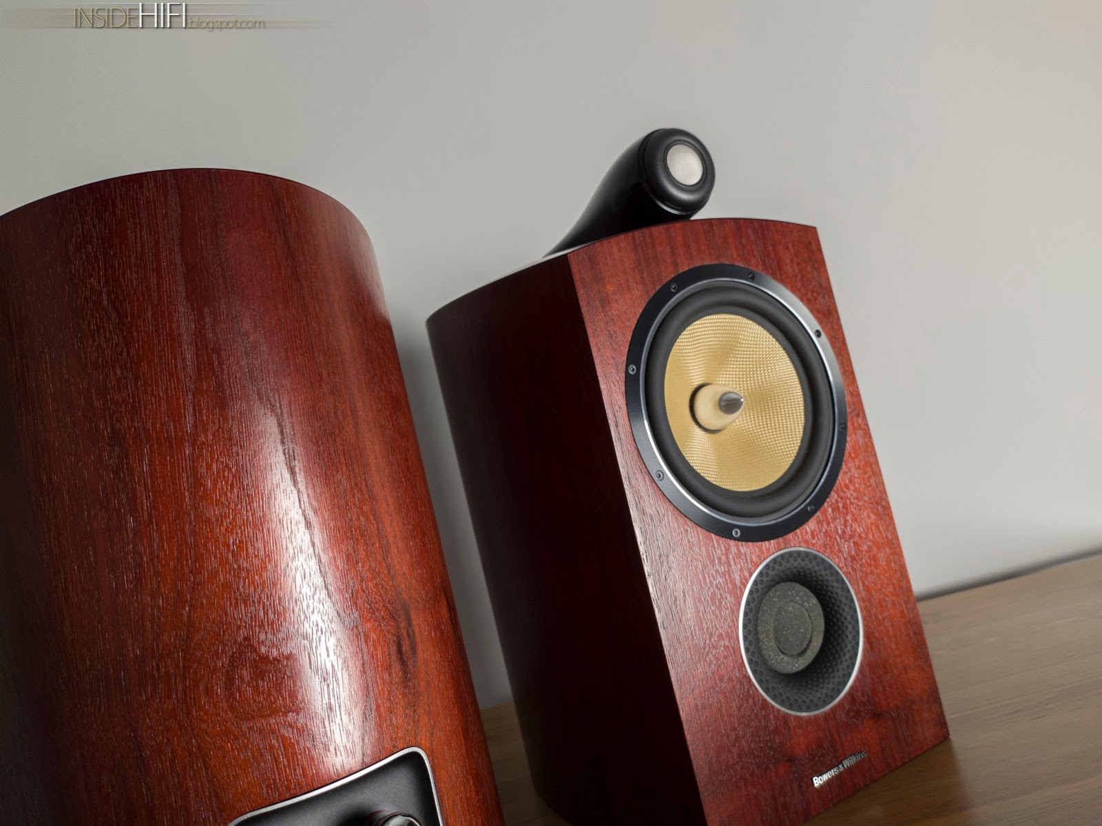 Inside Hi-Fi: B&W 805 D2 (805 Diamond)