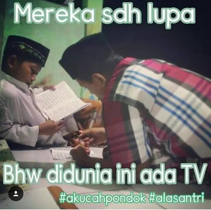 65 Meme Lucu Ala Santri di Pondok | Sanindo