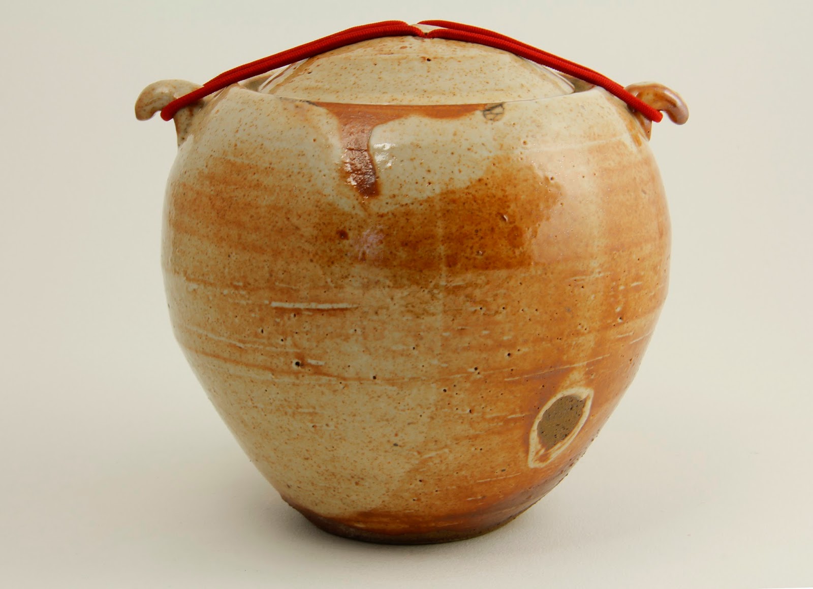 Tim Lake Ceramics: Some fresh pots for a Monday morning....