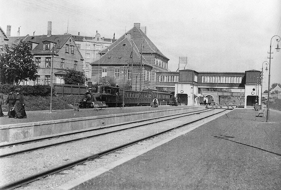 Valby og København, før og nu: Valby Station 1911-1950