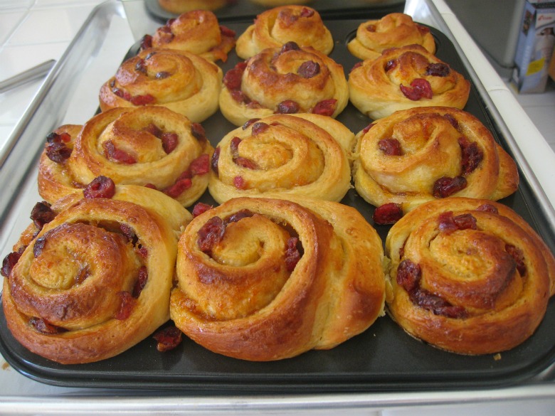 My Kitchen Snippets: Cranberry and Apricot Rolls