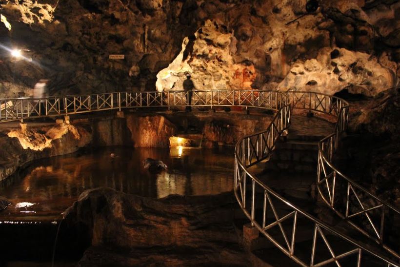 Wisata Tuban: Goa Akbar Tuban