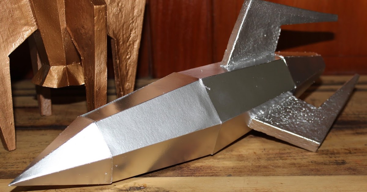 PLANTILLA COHETE DE CARTÓN RECICLADO RETRO FUTURISTA ATOMIC RETRO ROCKET