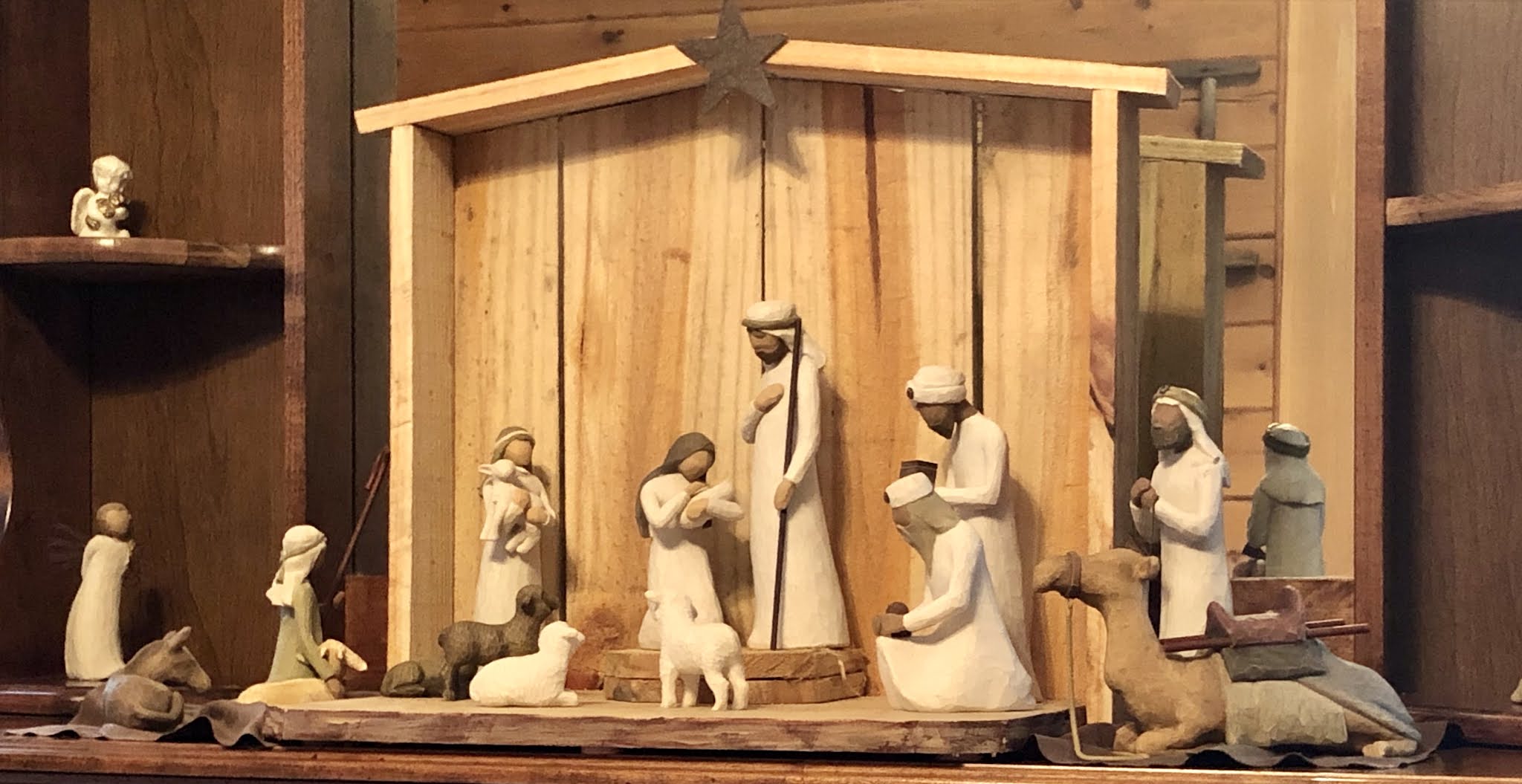 Ms. Nancy's Nook : DIY Stable for Willow Tree Nativity Figures