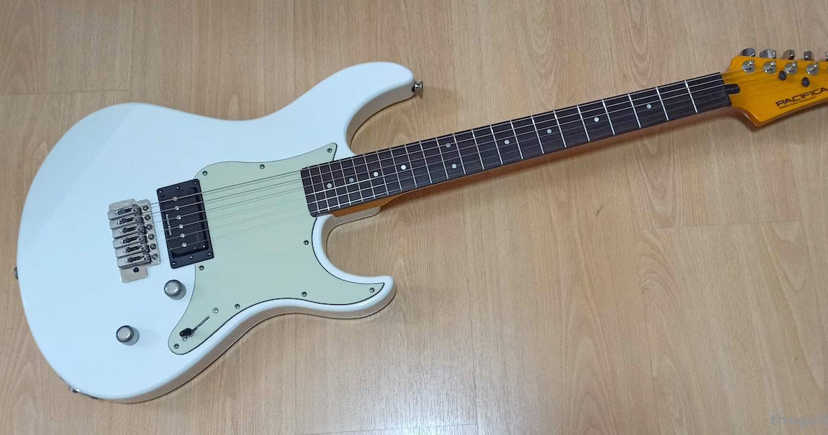 theGUITARaddict: Selling: Yamaha PAC510V