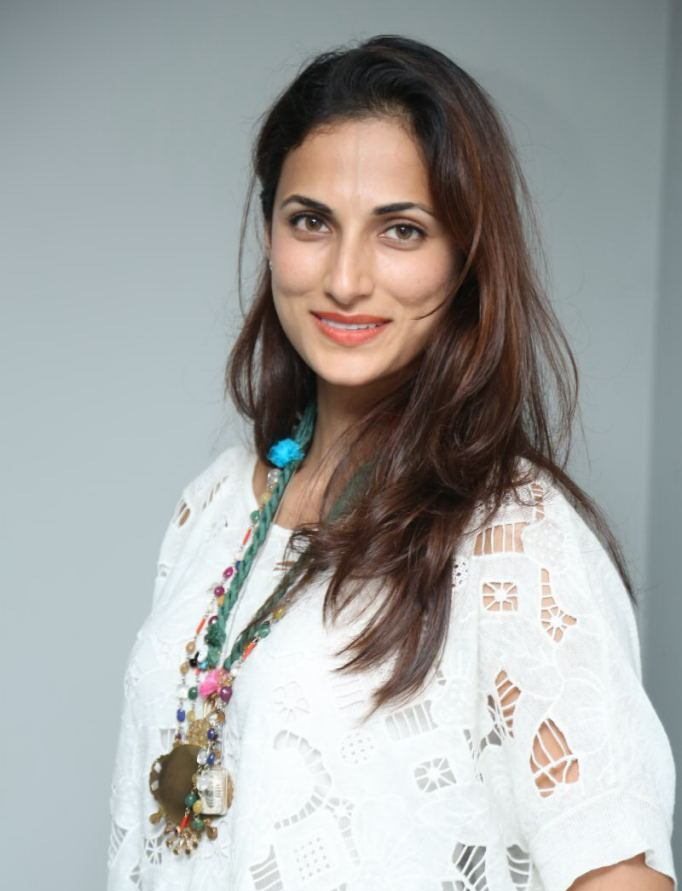 Shilpa Reddy hot hd wallpapers photos Images