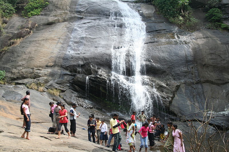 Thusharagiri Falls: Weekend Getaways ~ The Travelers World