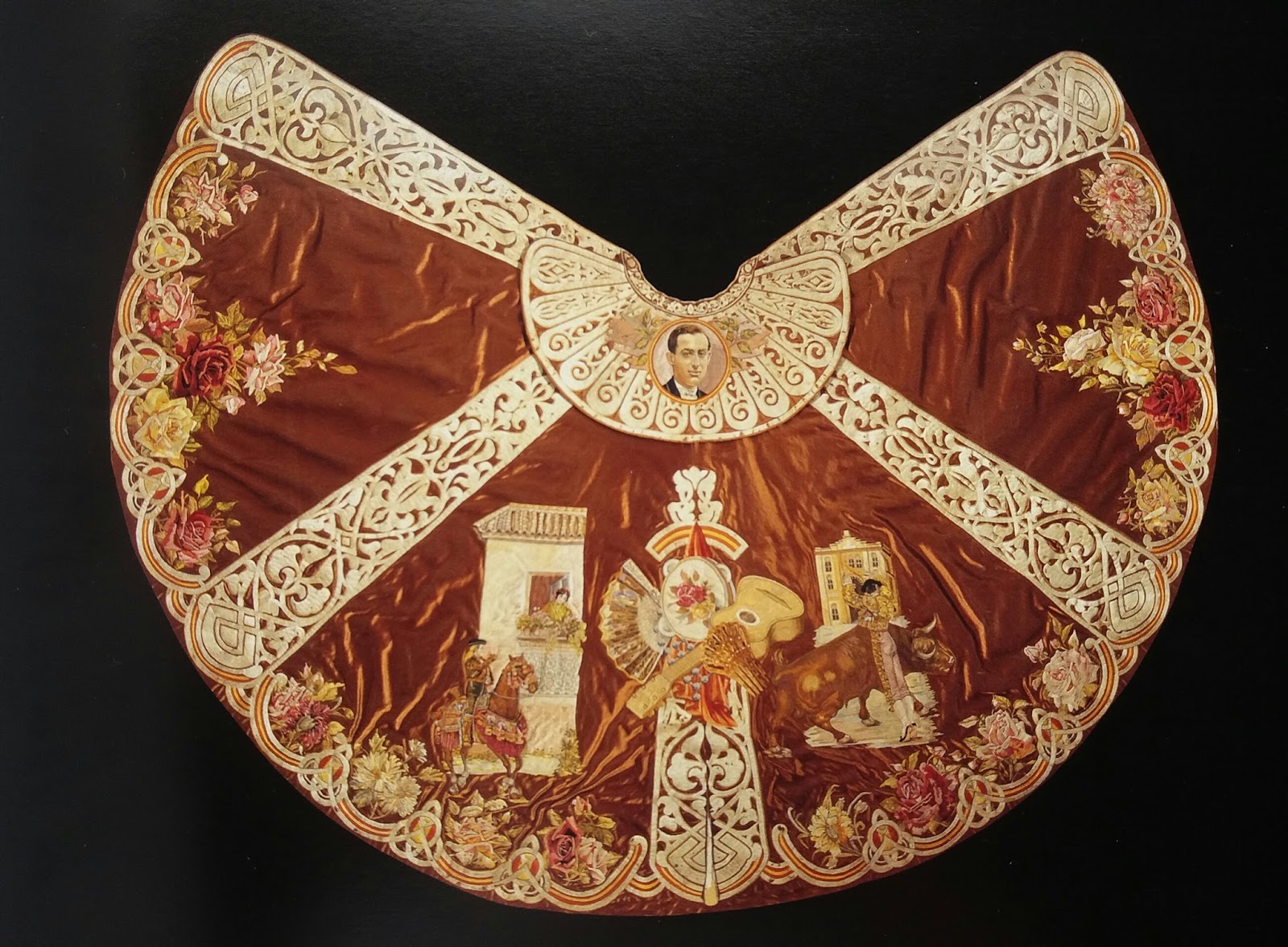 La Gracia Toreadora: CAPOTES DE PASEO DE JOSELITO EN LORCA (I)