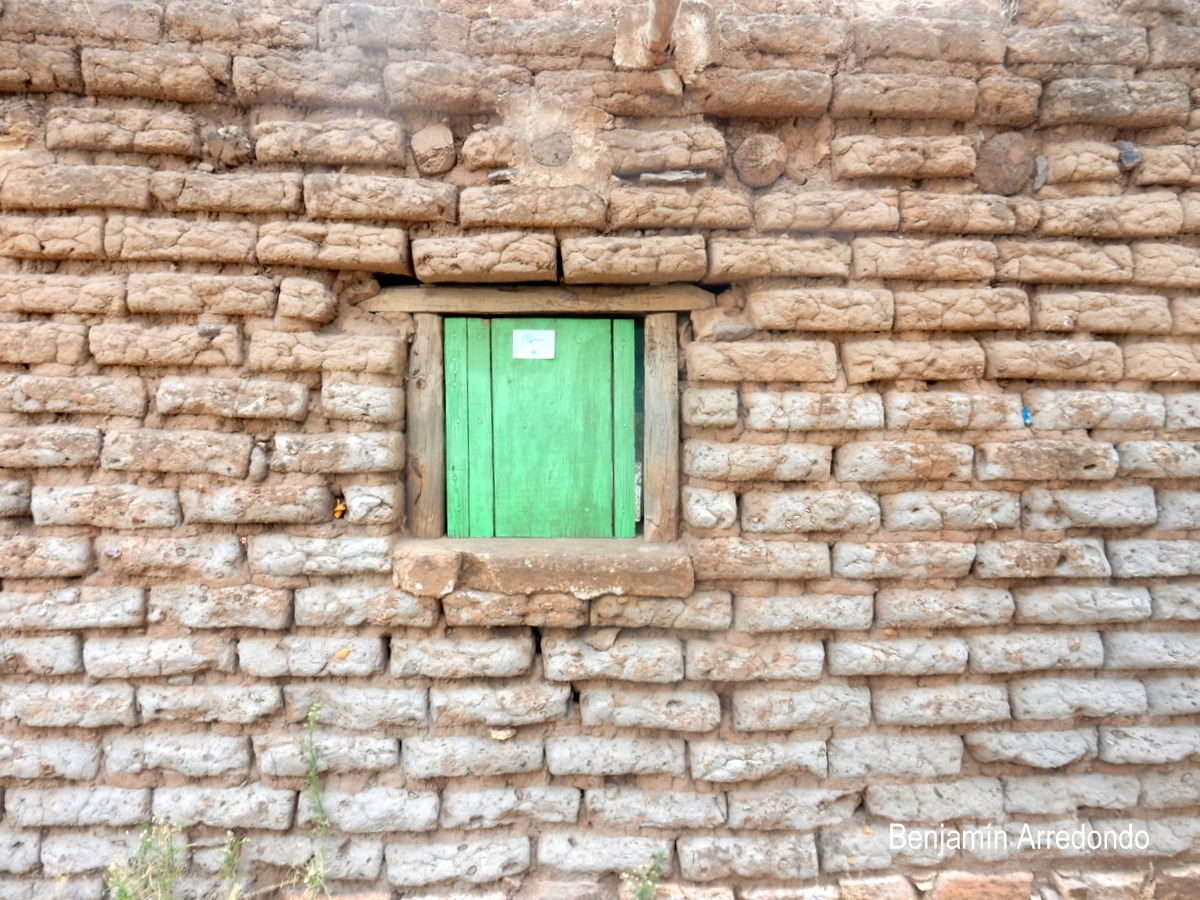El Bable: De bardas, paredes, adobes por Tenayuca, Zacatecas