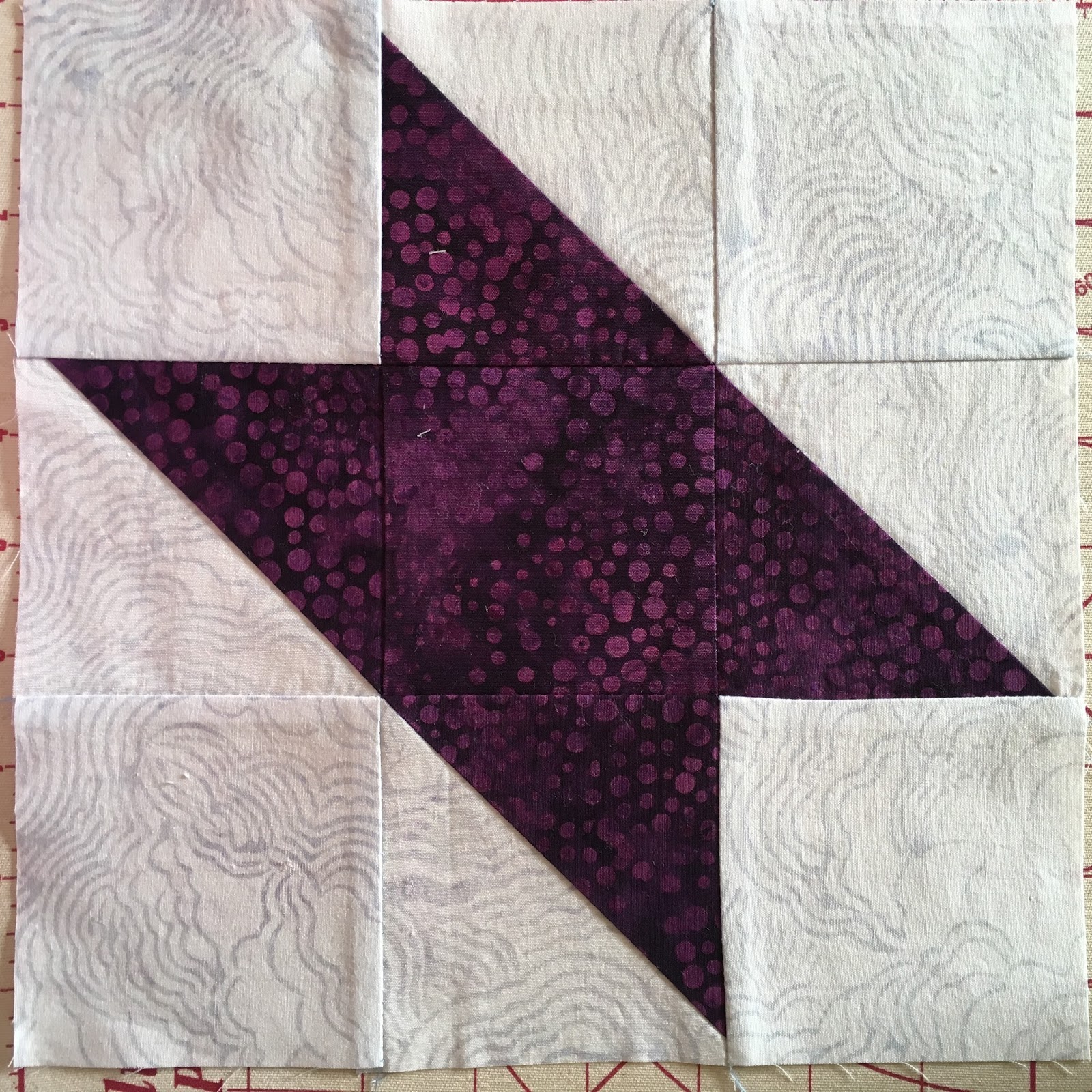PamelaQuilts: Anvil Block - Fun with Asymetrical Blocks