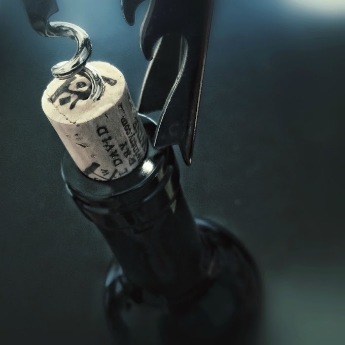 9 Ways to Upsell Wine