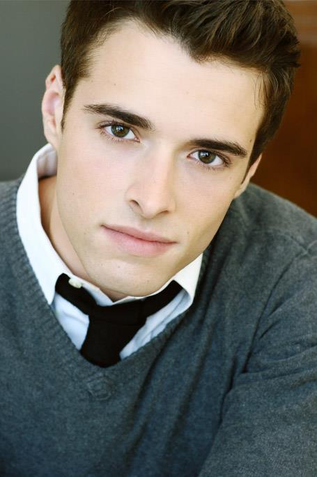 JK's TheatreScene: FACE OF THE FUTURE: Newsies' Corey Cott
