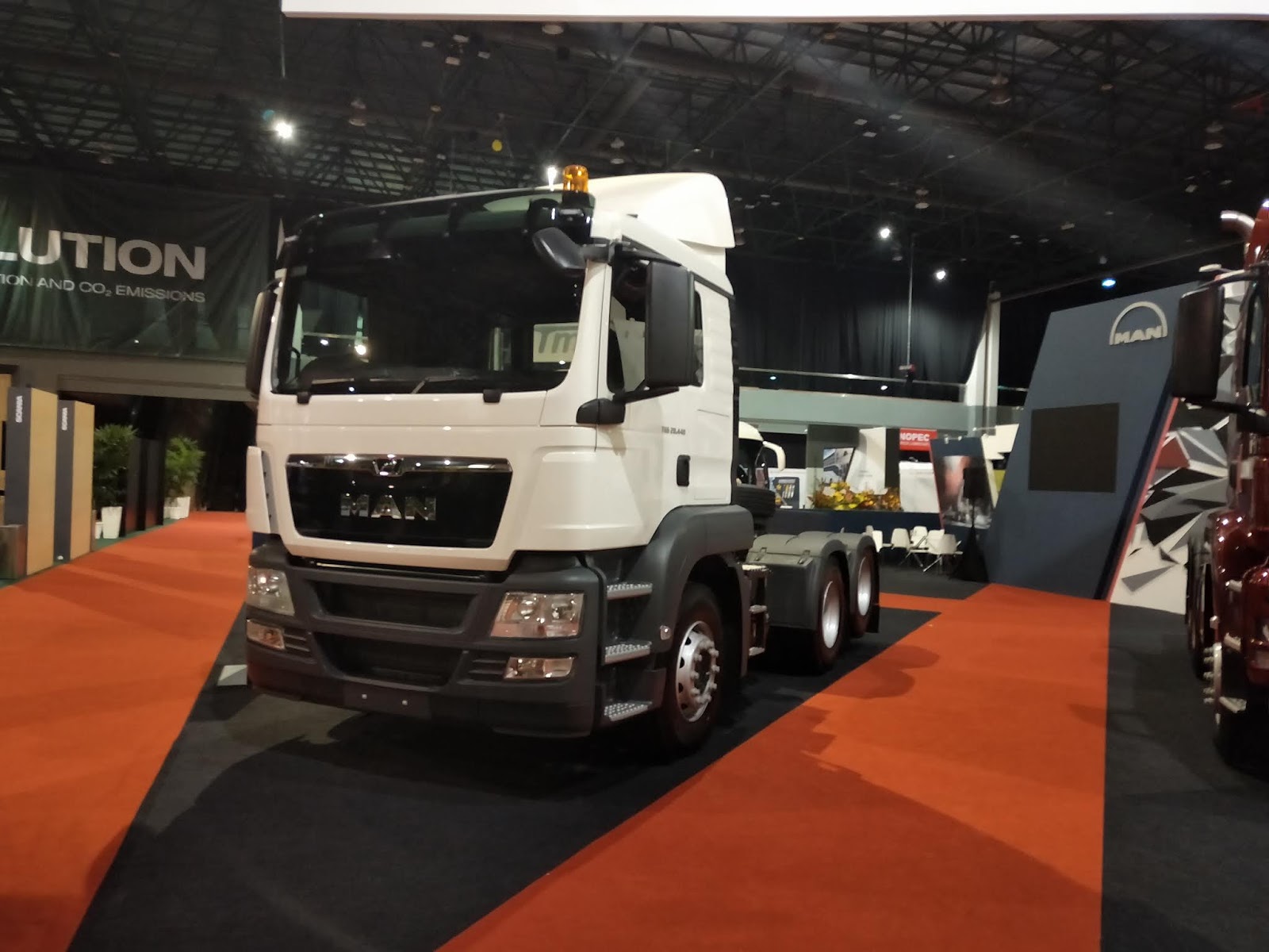 Motoring-Malaysia: MCVE 2019: MAN Malaysia Unveils a MAN XLION Special ...