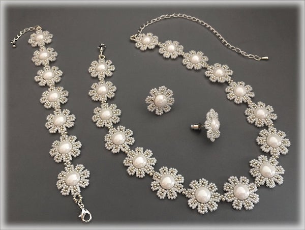 Simply Elegant Beadwork Jewelry Tutorials by AsszaBeadingArts / The ...