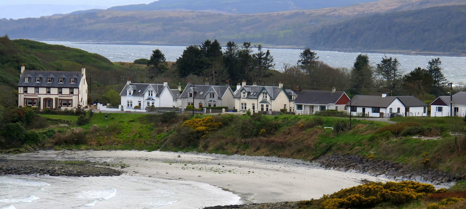 The Adventures of Skooby Blue (and Simon too): Carradale Bay