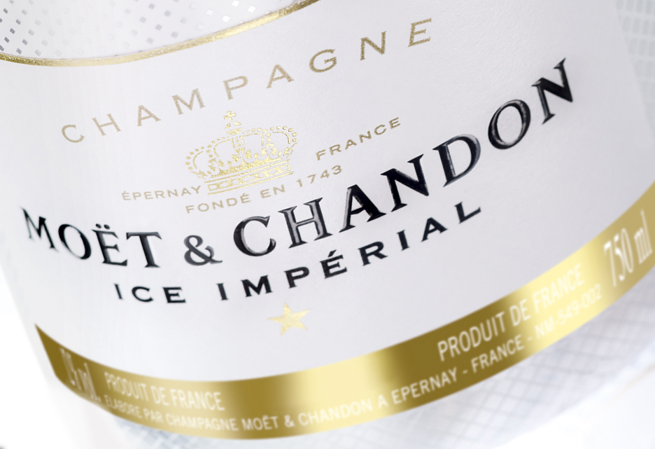 Moët Ice Impérial in the Summer Escape Trunk - Glamorous Luxury Passion