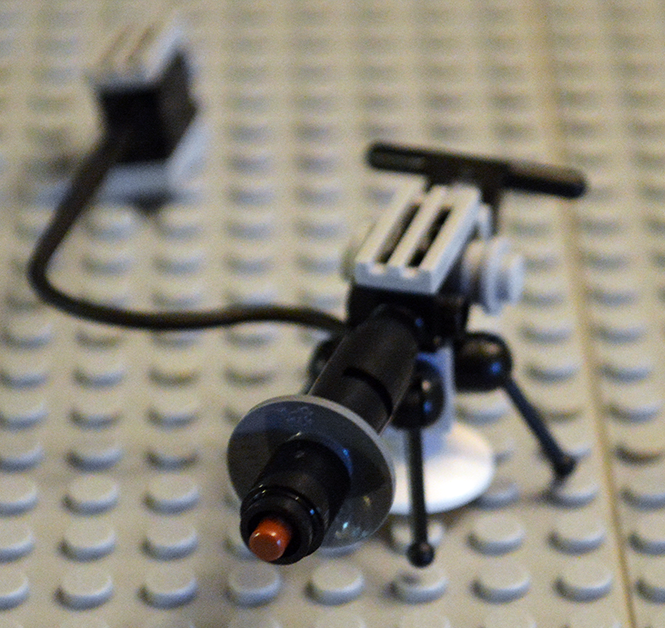 Bricks, Pix, and Panels: Lego Review: Snowspeeder