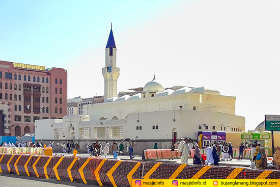 Singgah Ke Masjid: Masjid Ali Bin Abi Thalib – Madinah