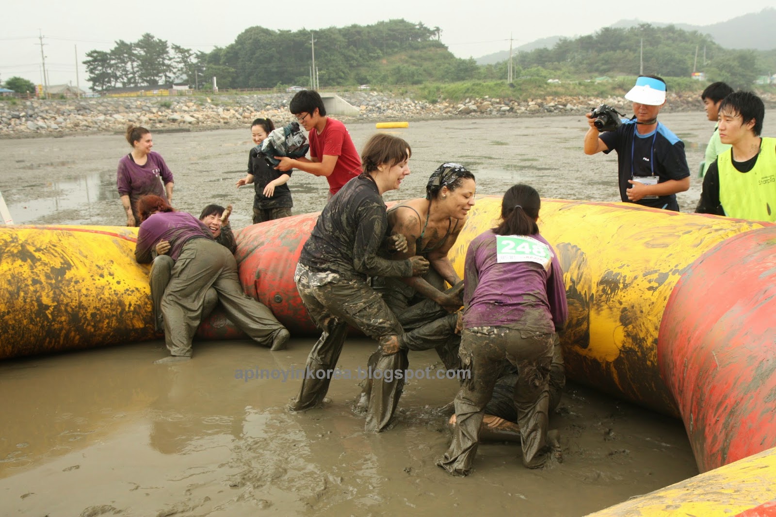 A Pinoy in Korea: Boryeong Mud Festival's Mud Extreme Challenge!