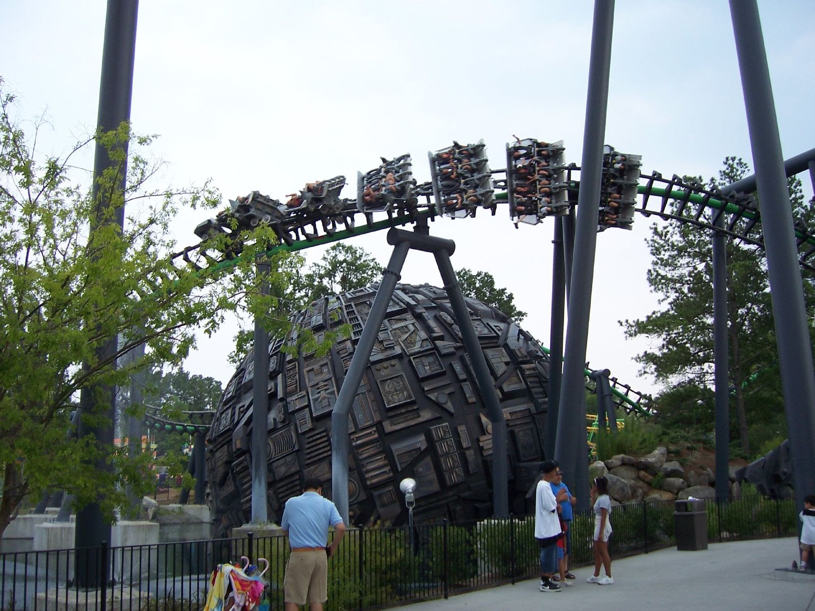 New Star Trek Roller Coaster Preps For Launch At Movie Park Germany : r ...