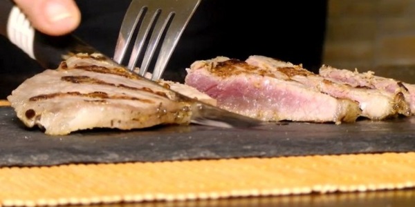 Kako da marinirate juneće meso da postane idealno za roštilj (VIDEO ...
