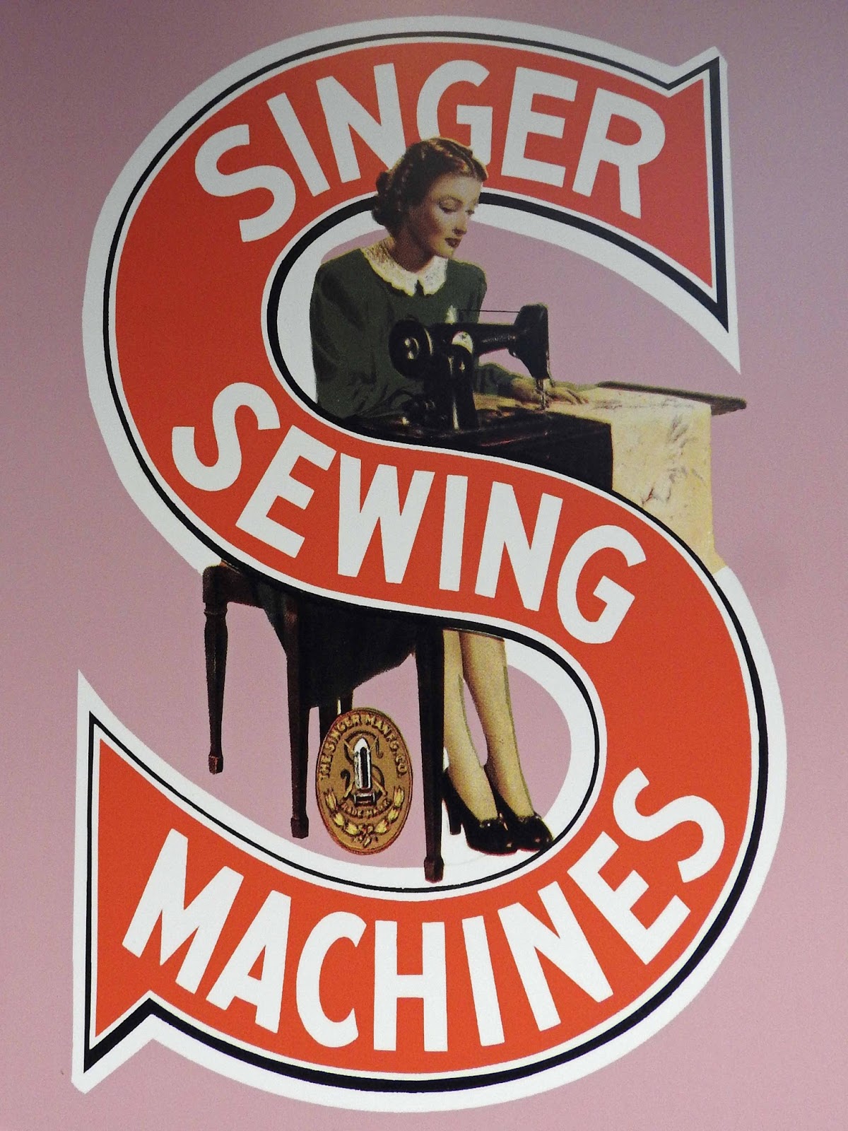 Vintage Singer Logo