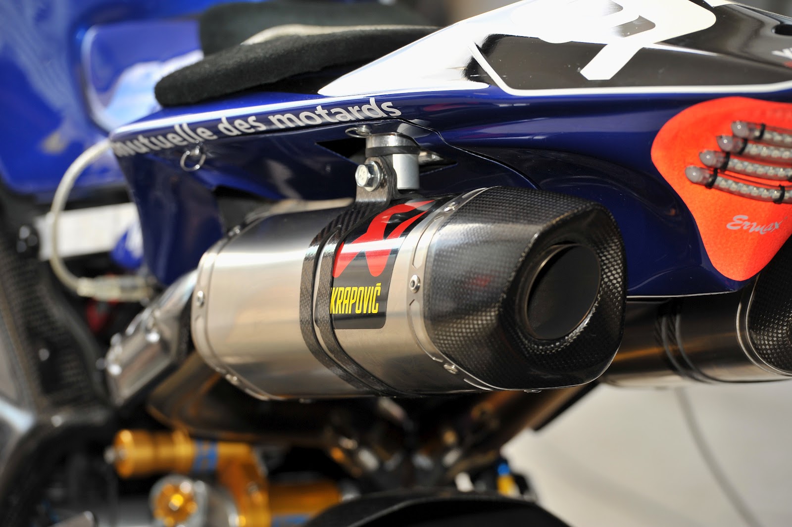 Racing Cafè: Yamaha YZF-R1 Team GMT94 2012