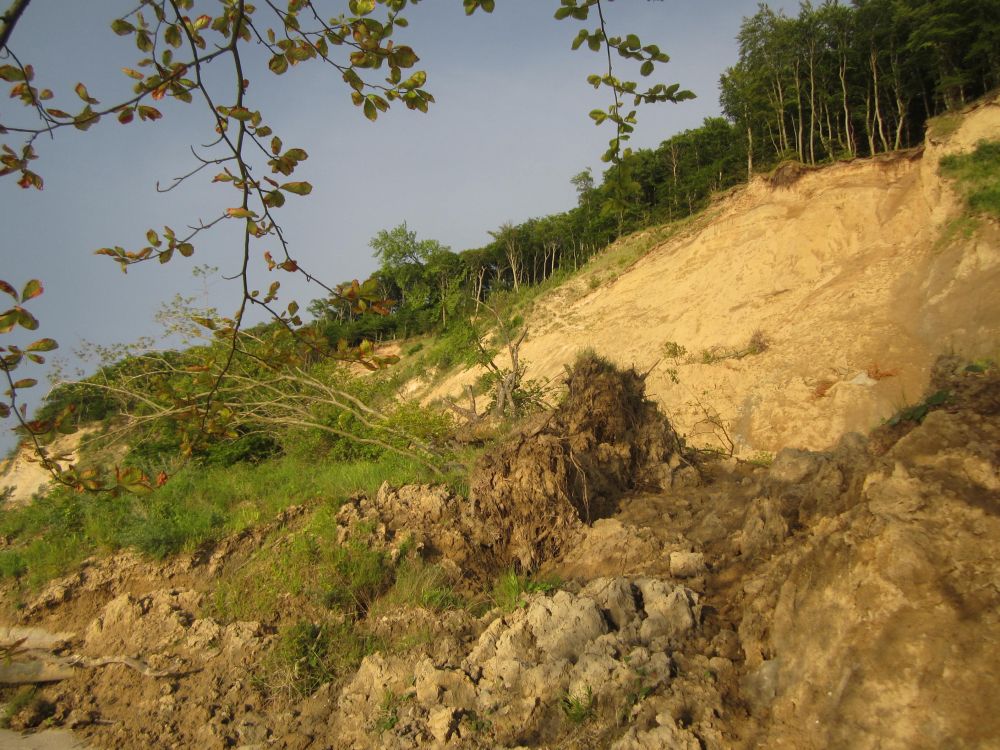 Volcanic Landscapes: Cliff landslide/ collapse near Gosań cliff ...