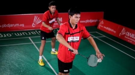 Posisi Berdiri (Stance) Saat Melakukan Servis Dalam Permainan ...