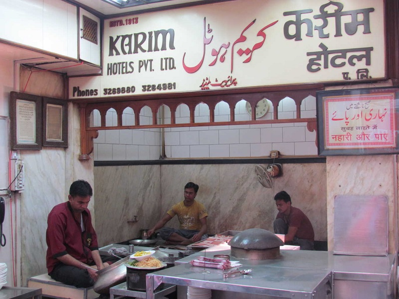 Jama Masjid Food Walk | Best Places to Eat Around Jama Masjid