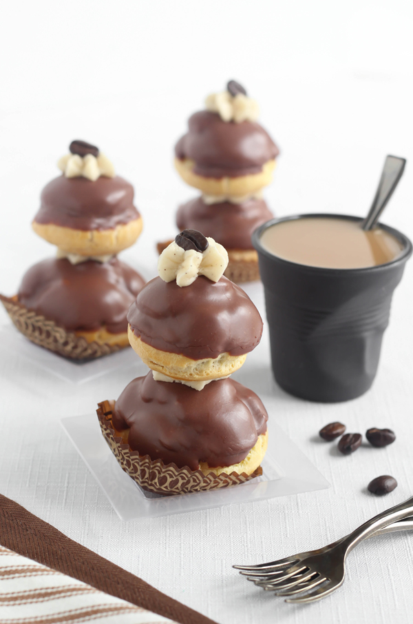 Espresso Religieuse (Caffeinated Nuns) | Sprinkle Bakes