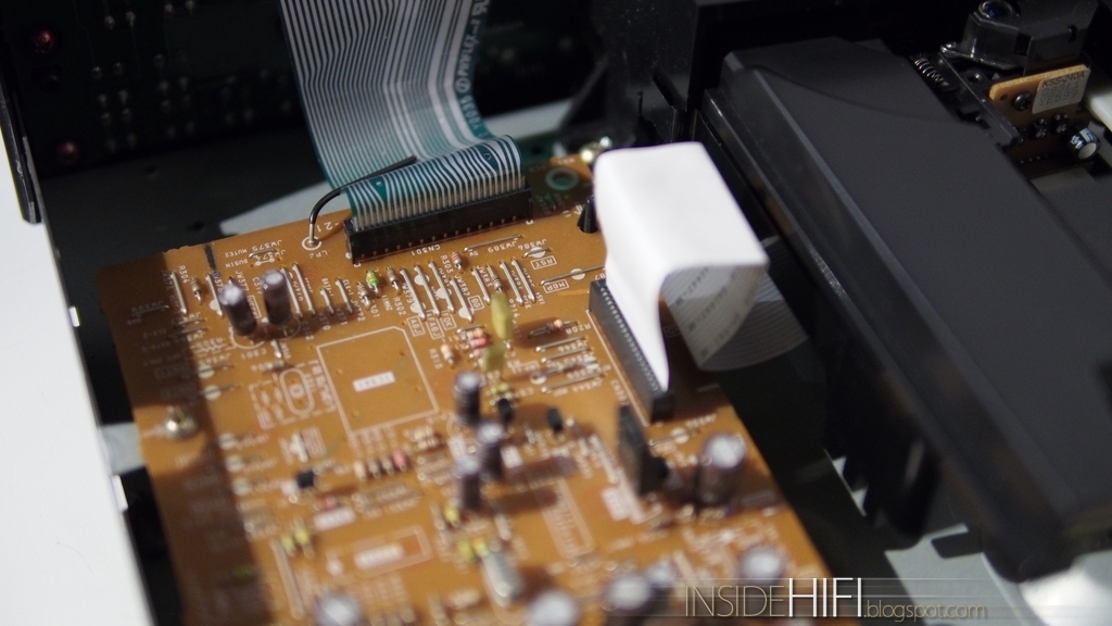Inside Hi-Fi: Sony CDP-M33