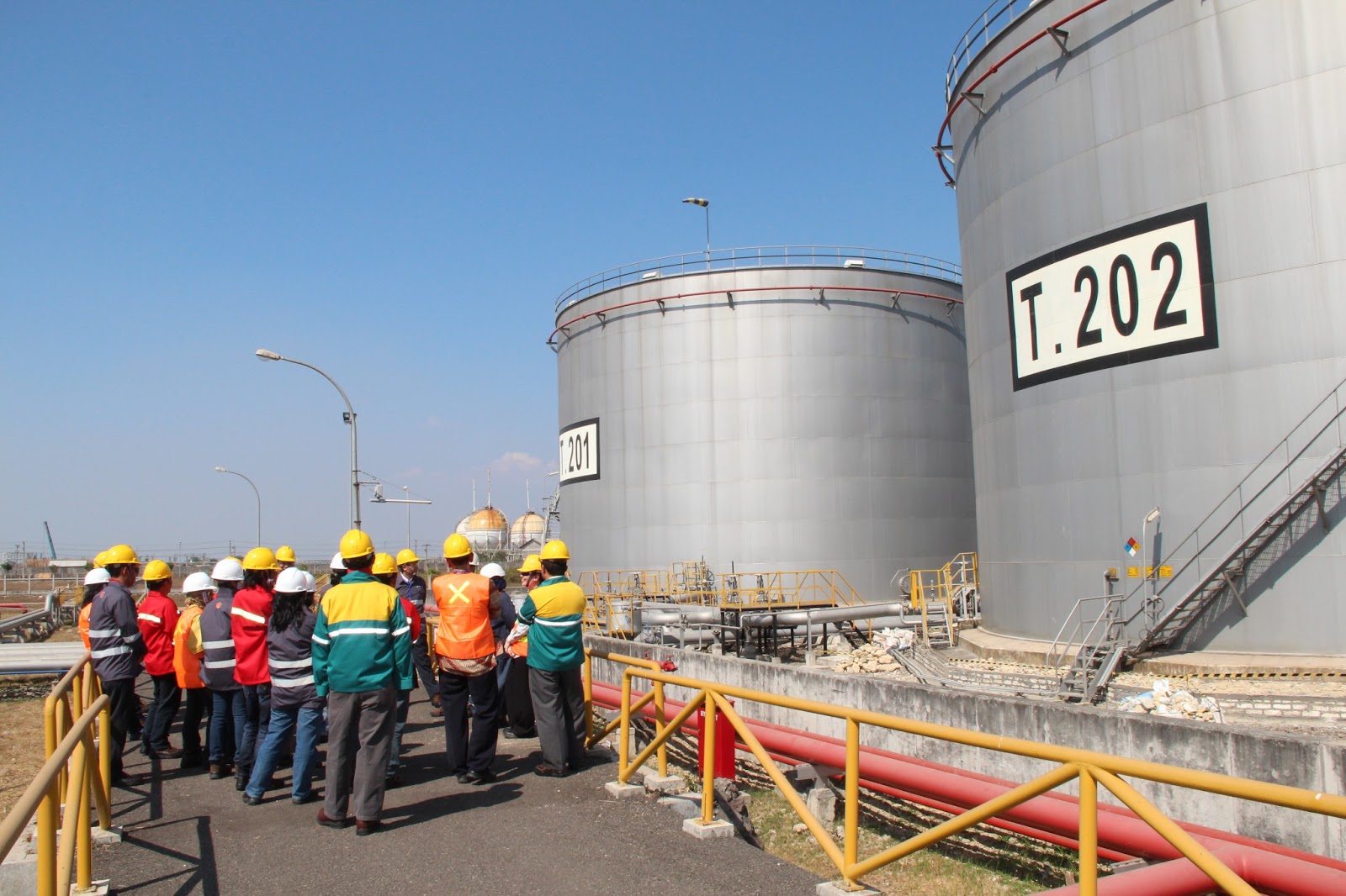 SOLAR SHELL INDUSTRI: Customer Gathering Visit Depo Shell Manyar Gresik