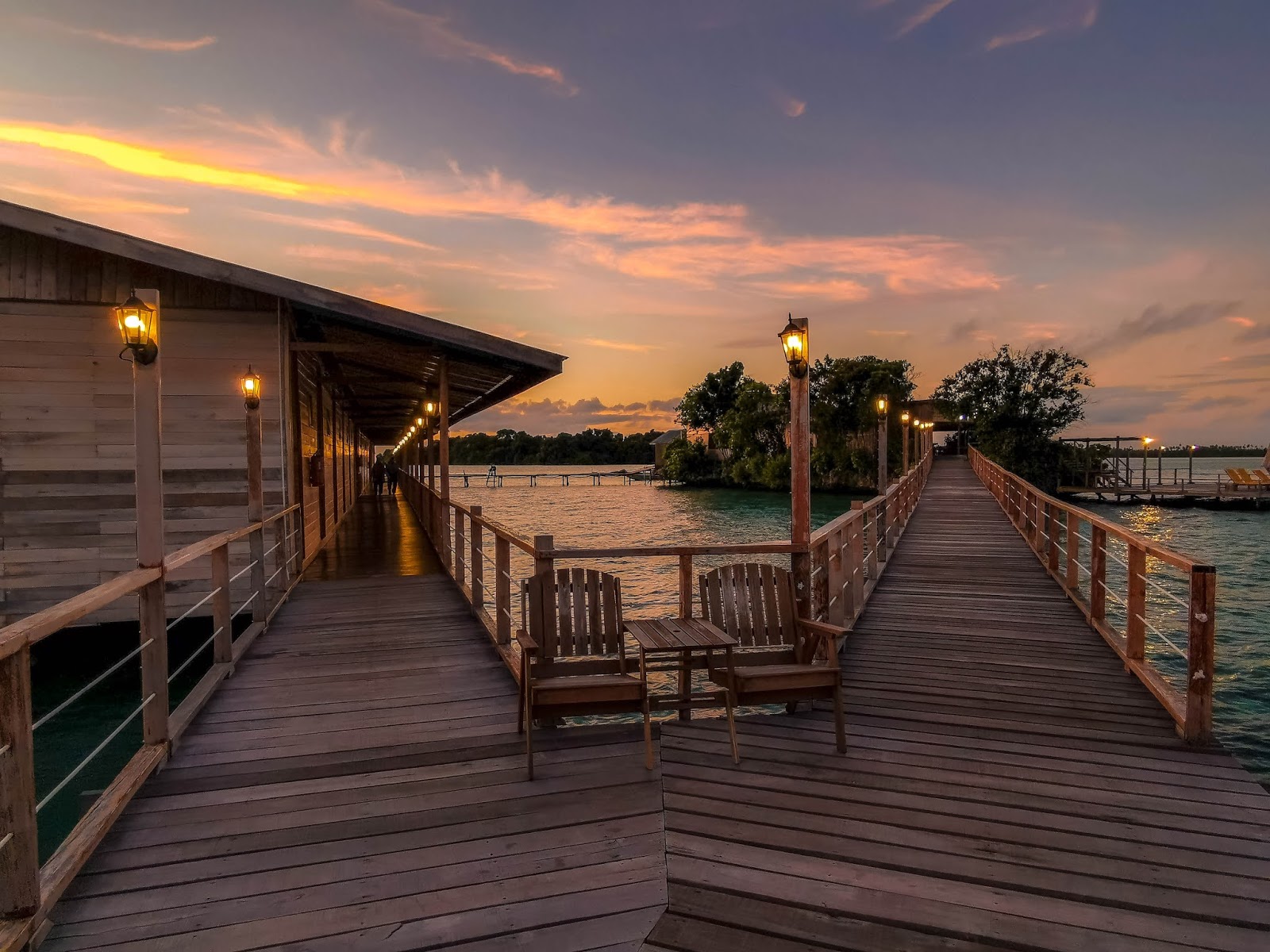 Niena Bercerita....: Panggilan Pulau: NusaKuya Resort (Part 2)