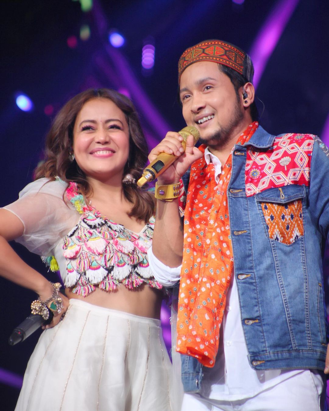 Neha Kakkar Sexy Hot Images And Wallpaper Free Download