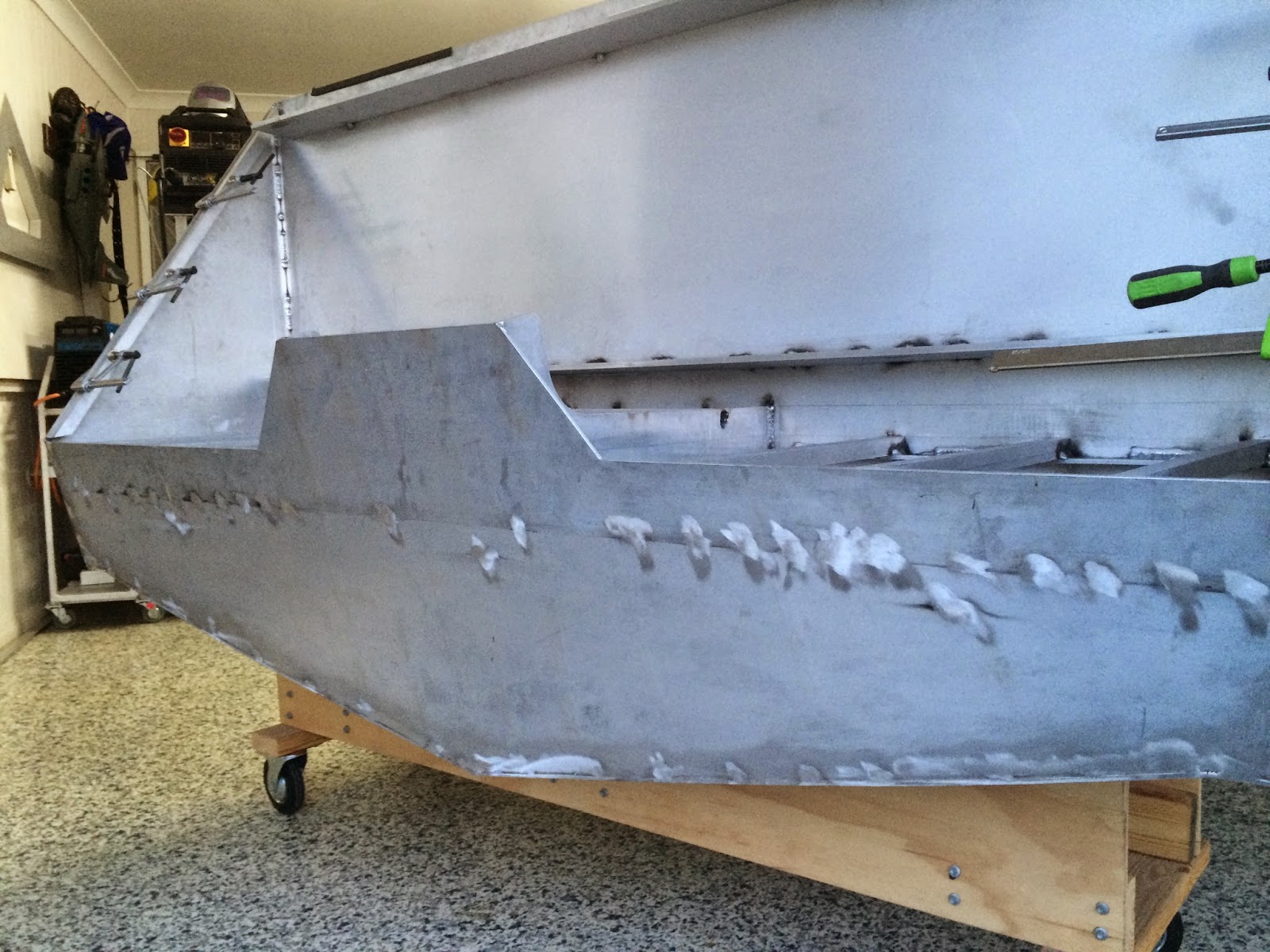 CNC Marine 5m (5.75 Overall) Plate Boat Build: Welding in deck stiffeners