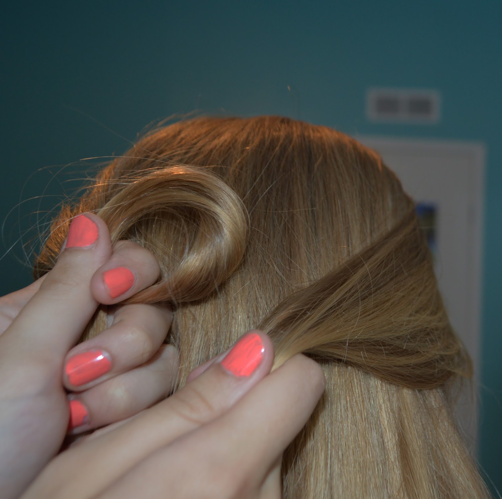 Whatsoever Things Are Lovely: Celtic Knot // Hair Tutorial