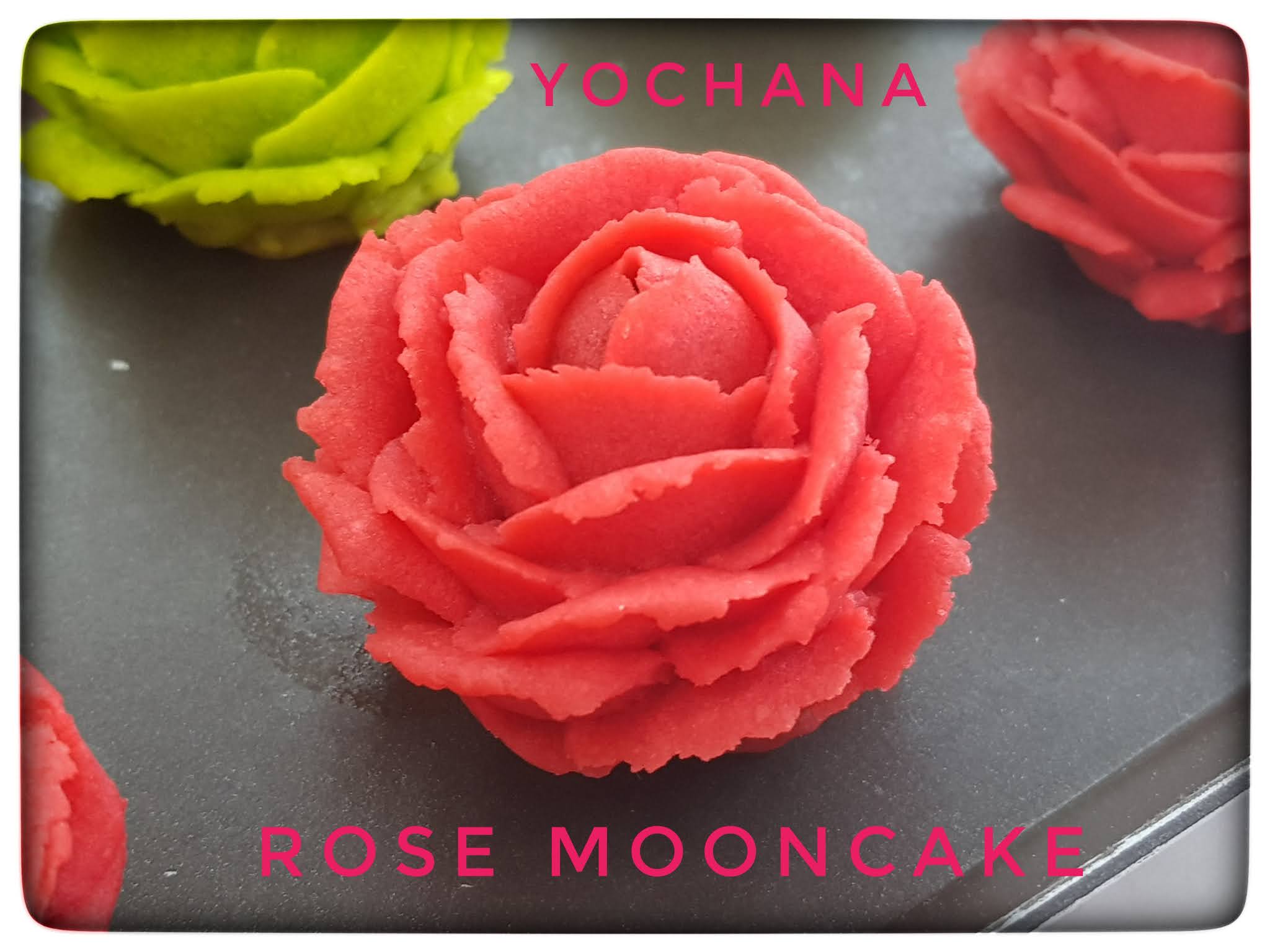 Yochana's Cake Delight! : Rose Mooncake